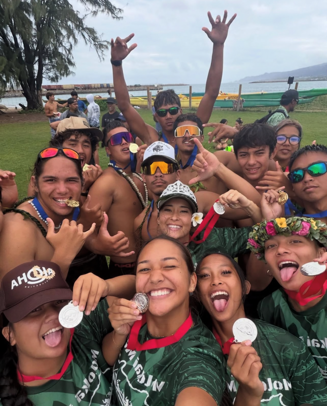 Junior Paddlers Make History at States | The Molokai Dispatch