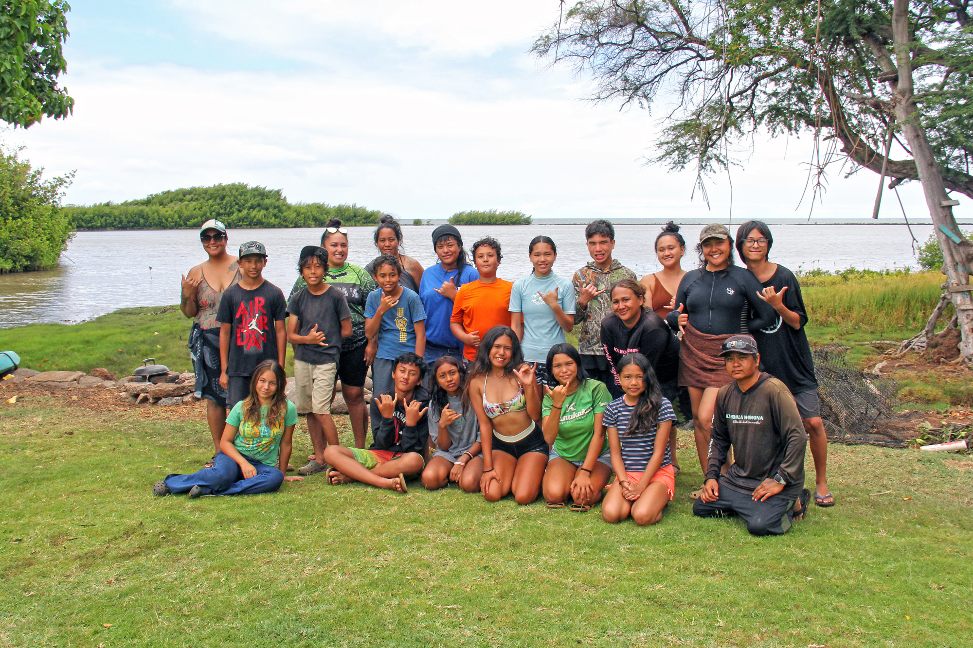 Kids Learn While Restoring Hawaiian Fishponds | The Molokai Dispatch