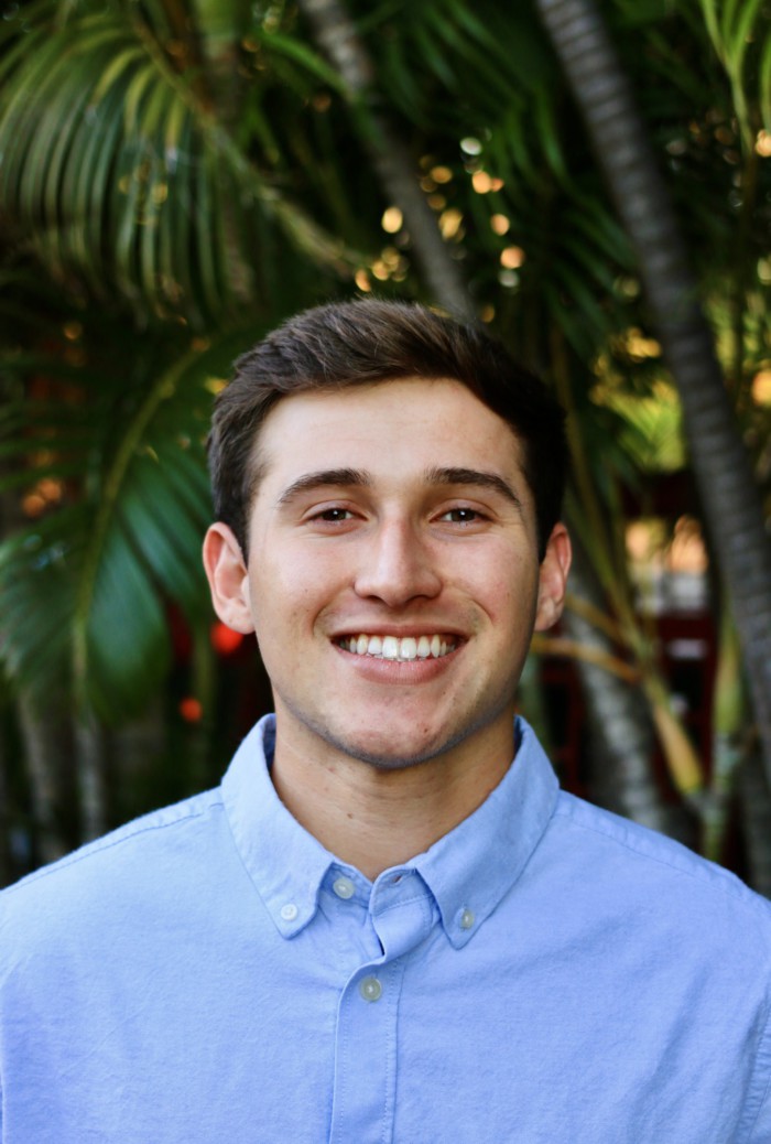 Inaugural Dr. Aluli Scholarship at JABSOM | The Molokai Dispatch